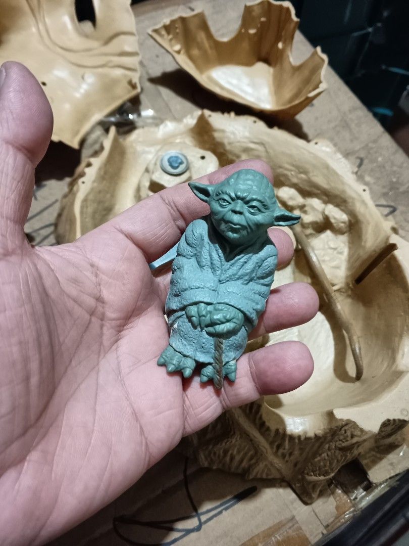 Star wars Yoda house cave vintage, Hobbies & Toys, Toys & Games on ...