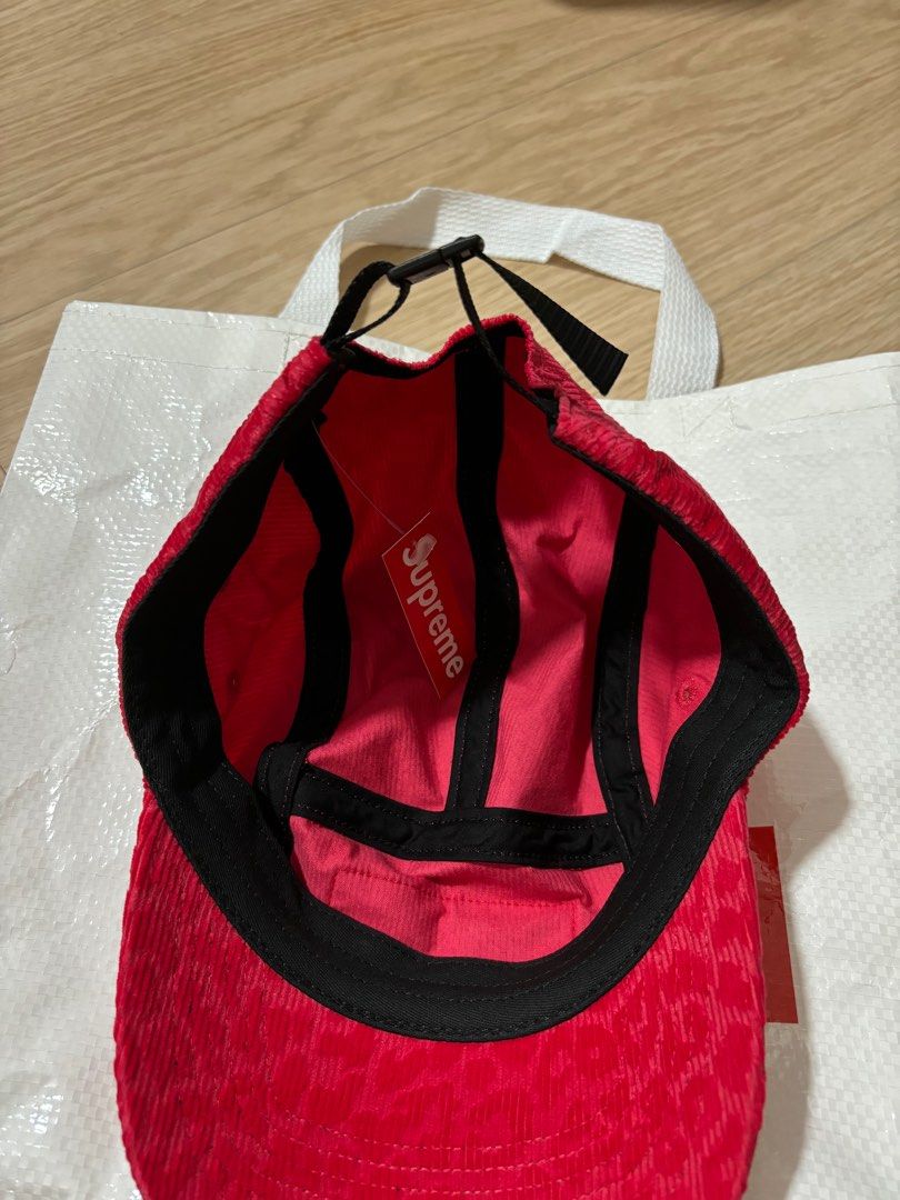 Supreme box logo cap, Men's Fashion, Watches & Accessories, Caps & Hats ...