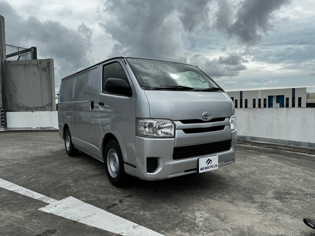 Toyota Hiace Turbo 5DR MT Manual, Cars, Commercial Vehicles, Used on ...
