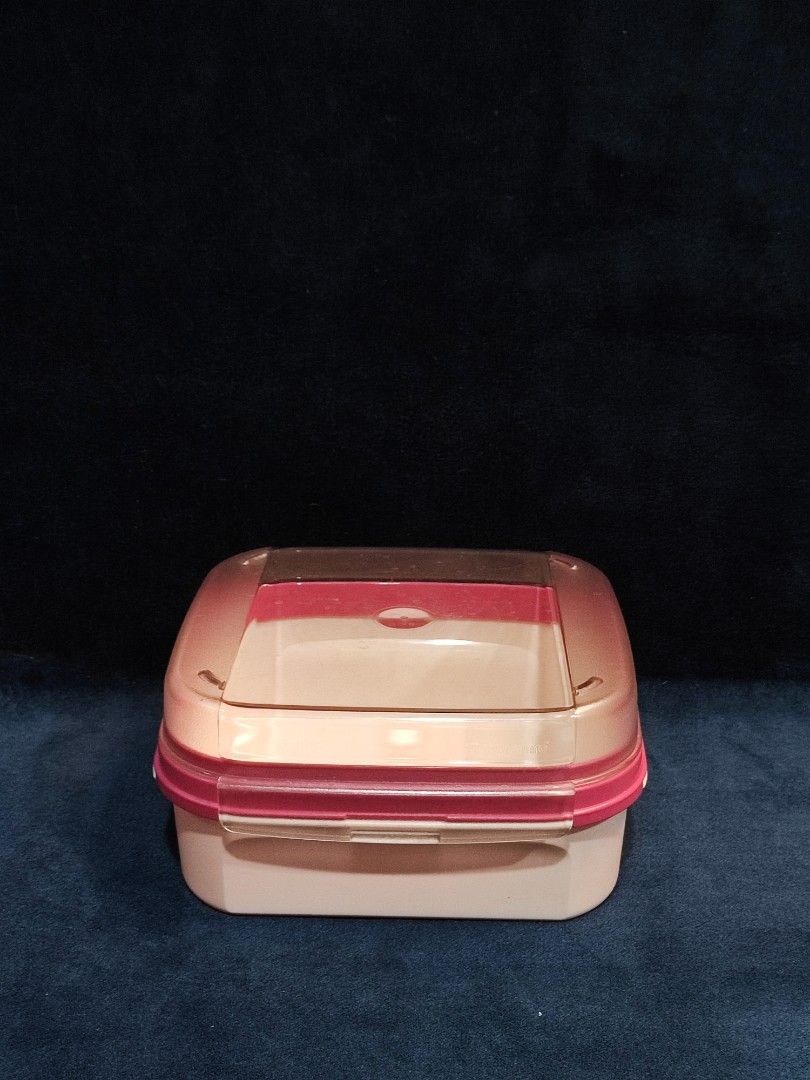 Tupperware Large Lunch Box 1.2L Pink, Furniture & Home Living ...