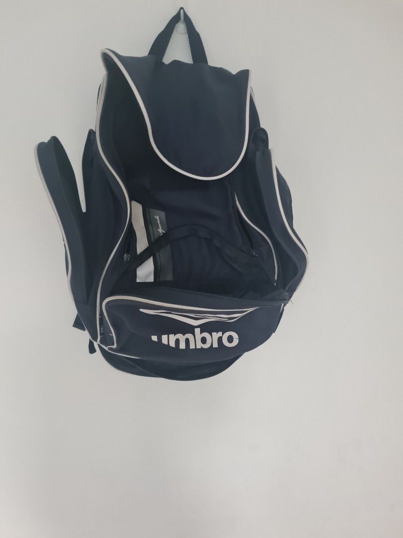 Unisex Umbro Backpack, Men's Fashion, Bags, Backpacks on Carousell