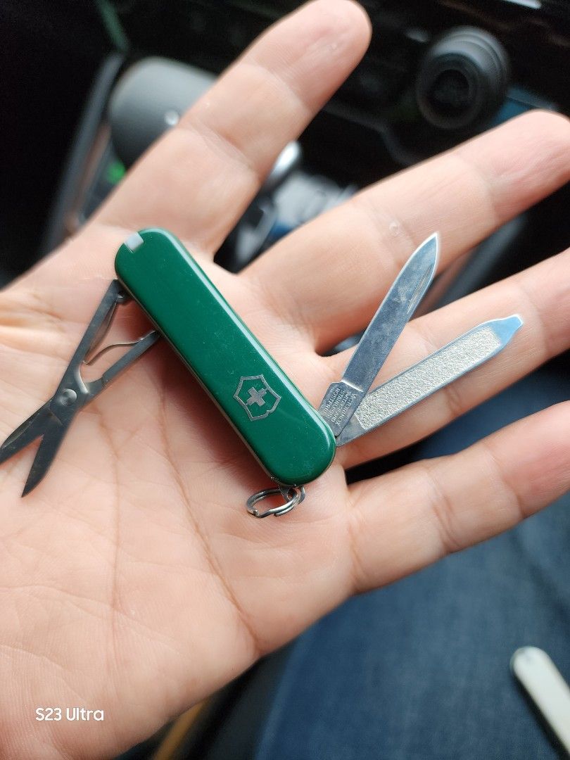 victorinox sd classic green, white, black, Everything Else, Others on ...