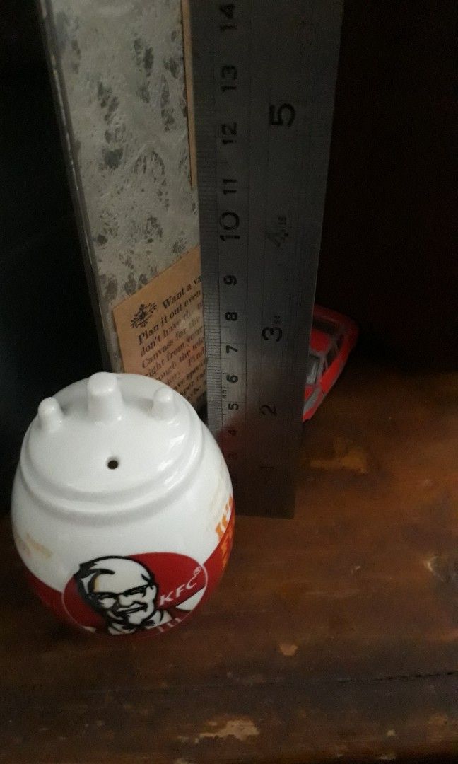 Vintage KFC 35 Anniversary Salt Container, Hobbies & Toys, Collectibles ...