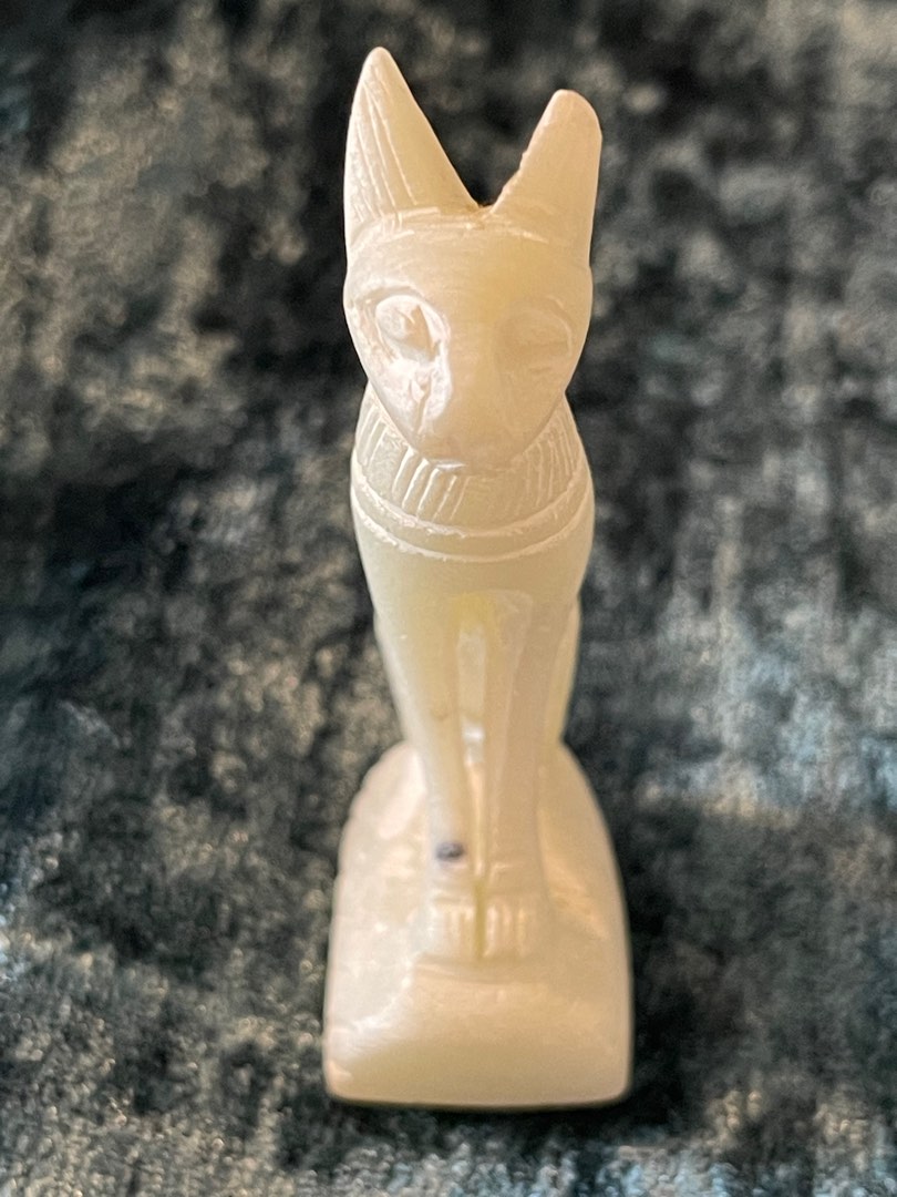 White Alabaster cat, Hobbies & Toys, Memorabilia & Collectibles ...