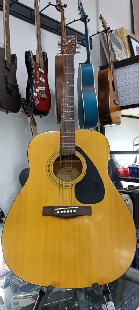 Yamaha/F210, Hobbies & Toys, Music & Media, Musical Instruments on ...