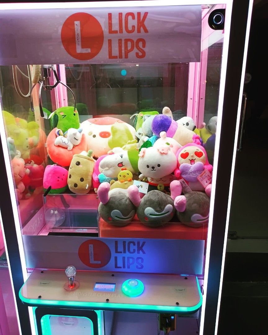 Advertisement Space on Claw Machine, Hobbies & Toys, Toys & Games on ...