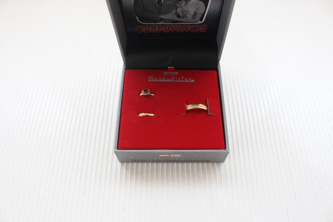 Authentic Marvel WandaVision Wedding Rings, Hobbies & Toys, Memorabilia ...