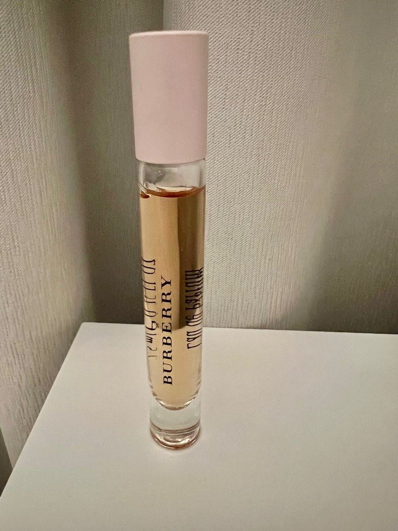 Burberry HER Perfume, Beauty & Personal Care, Fragrance & Deodorants on ...