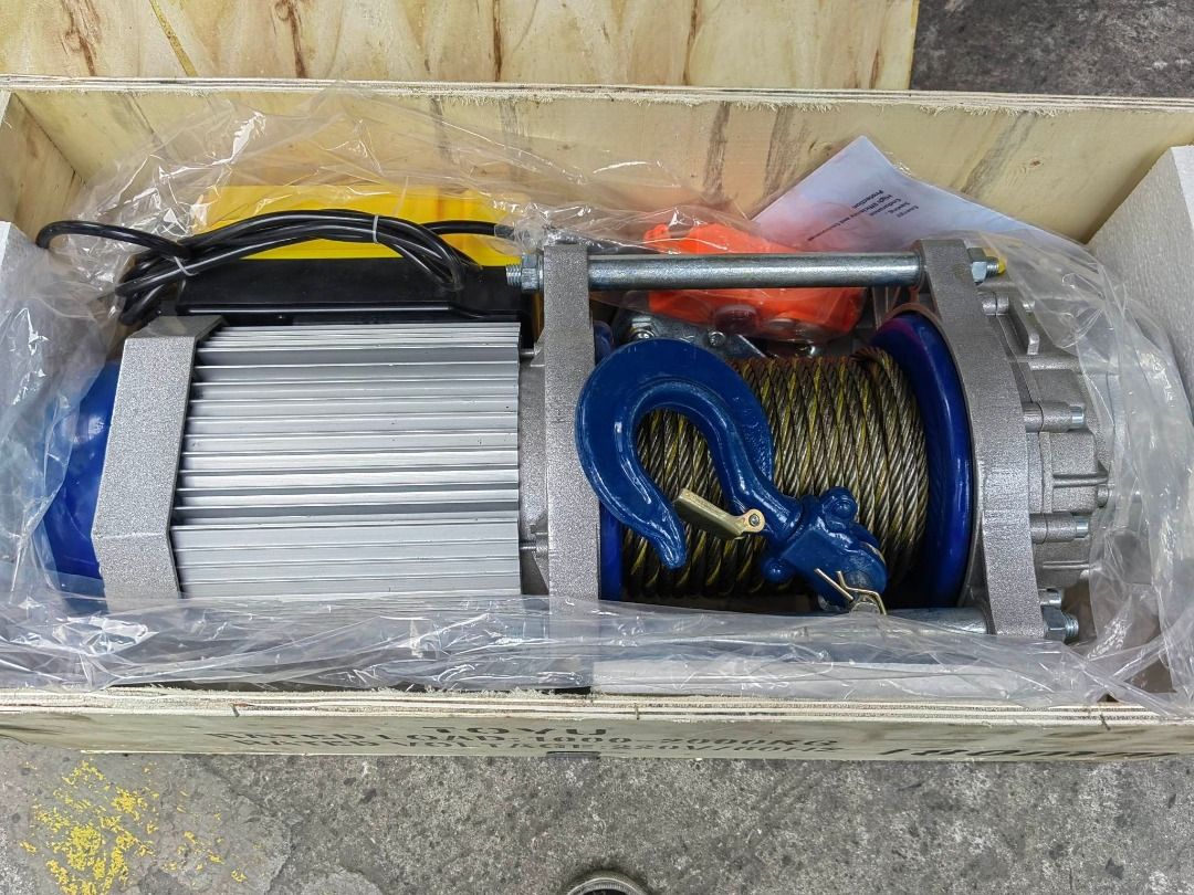 Cable Electric Hoist (2 Tons), Commercial & Industrial, Industrial ...