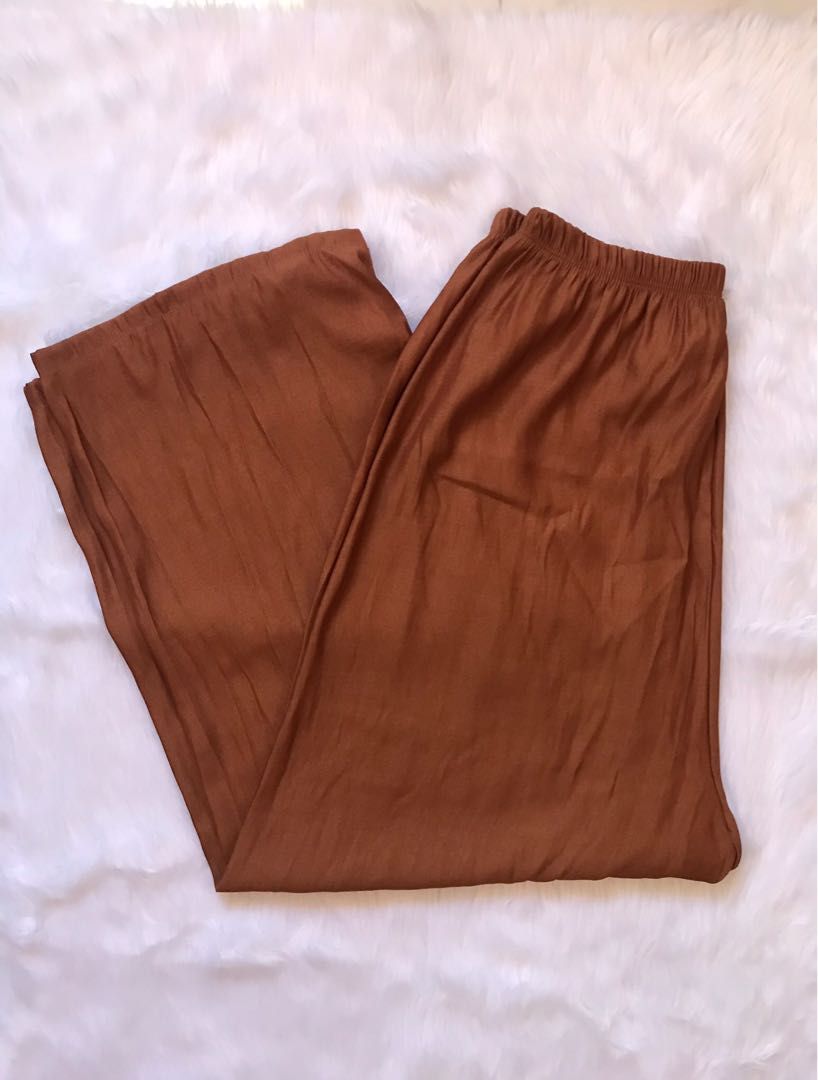 Challis Squarepants, Women's Fashion, Bottoms, Other Bottoms on Carousell