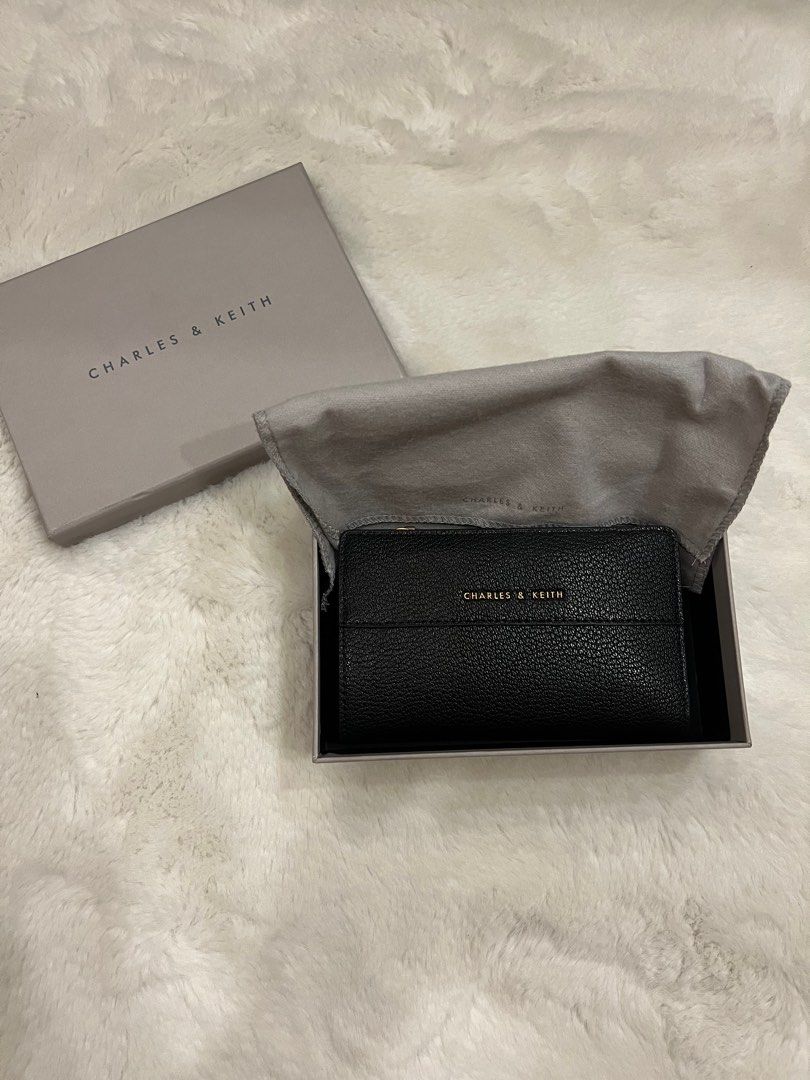 Charles and Keith Wallet, Women's Fashion, Bags & Wallets, Wallets ...