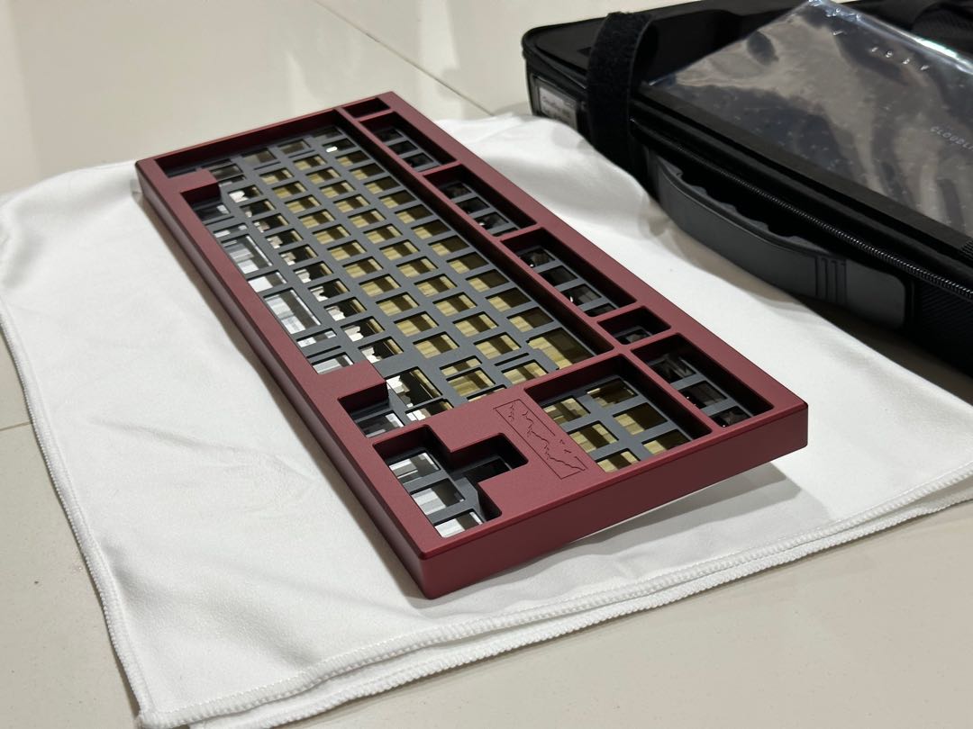 Cloudline TKL by JJW (Red WKL, A Stock), Computers & Tech, Parts ...