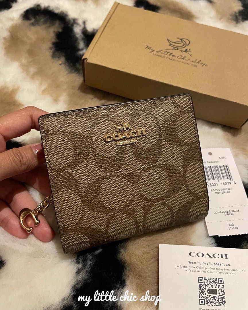 coach snap wallet in signature canvas khaki, Women's Fashion, Bags ...