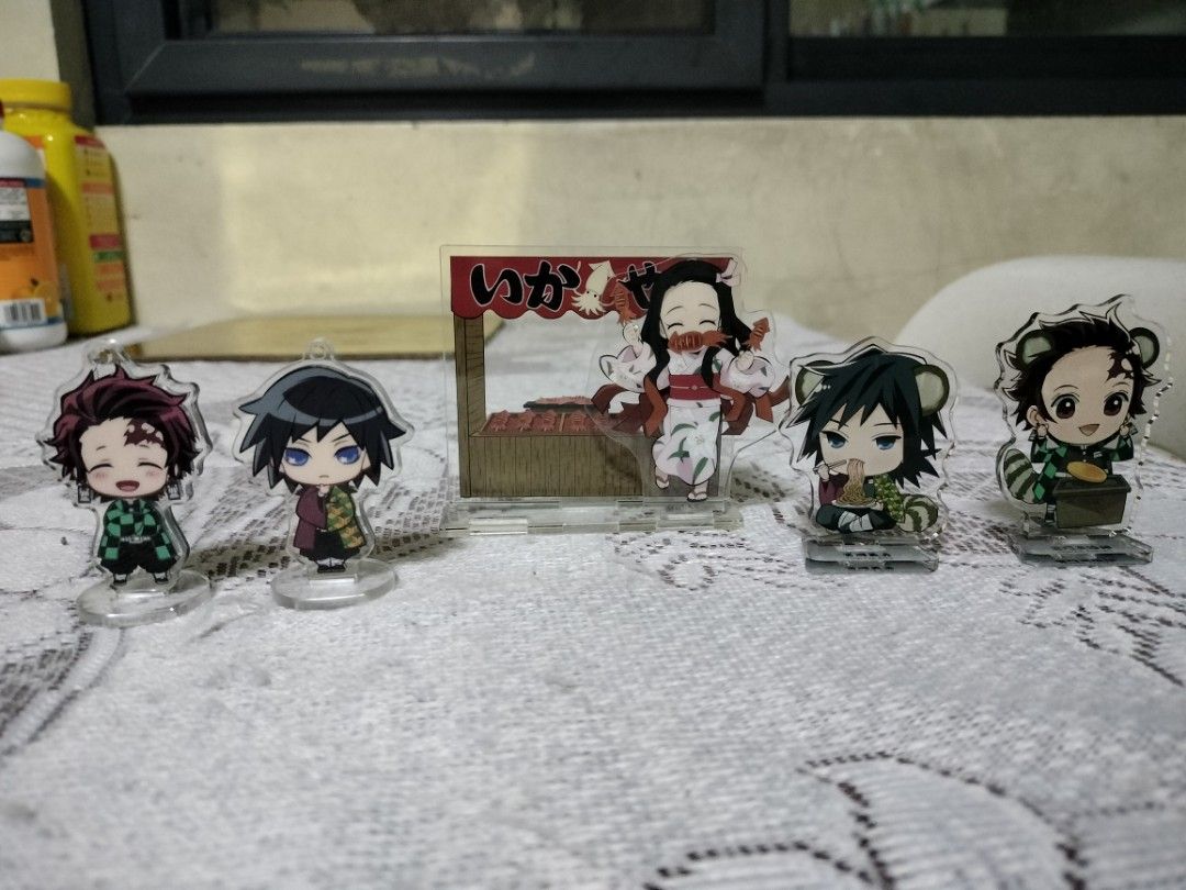 Demon slayer acrylic standee set (Authentic), Hobbies & Toys ...