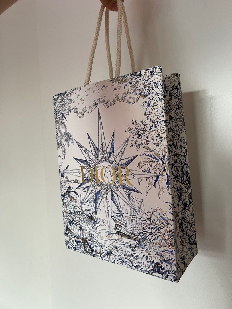 Dior Shopping bag, Women's Fashion, Bags & Wallets, Wallets & Card ...