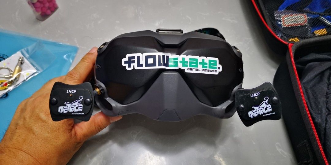 DJI FPV GOGGLES V1 with original antennas and upgraded antennas. And 1 ...