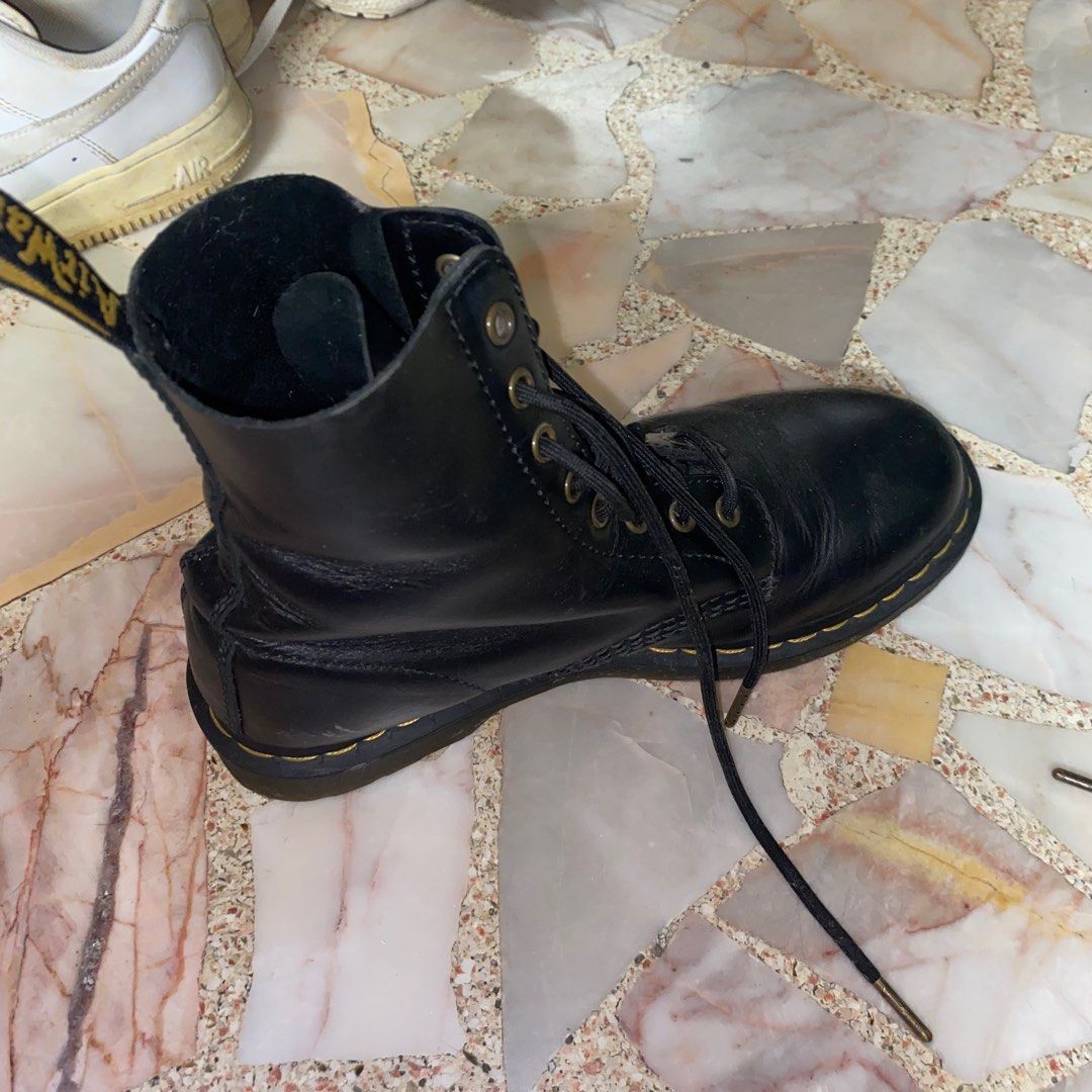 dr martens 1460 pascal boots, Women's Fashion, Footwear, Boots on Carousell