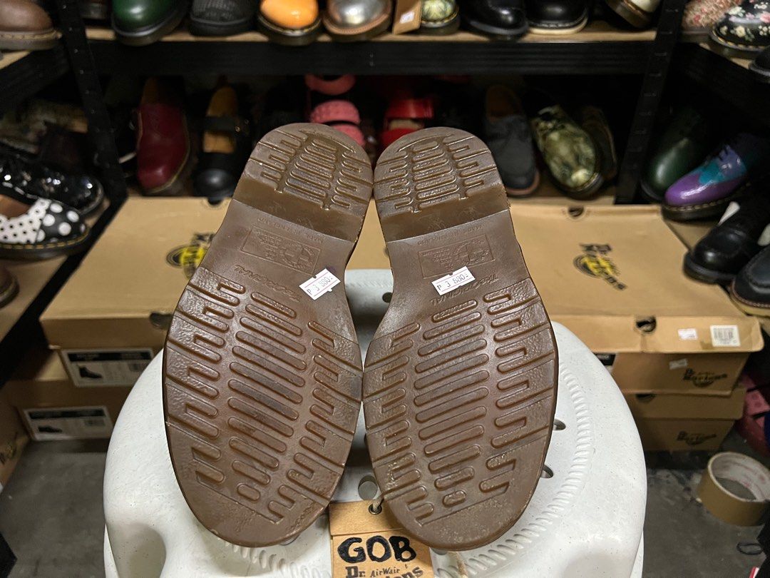 Dr. Martens 1461 Uk3.5, Women's Fashion, Footwear, Boots on Carousell