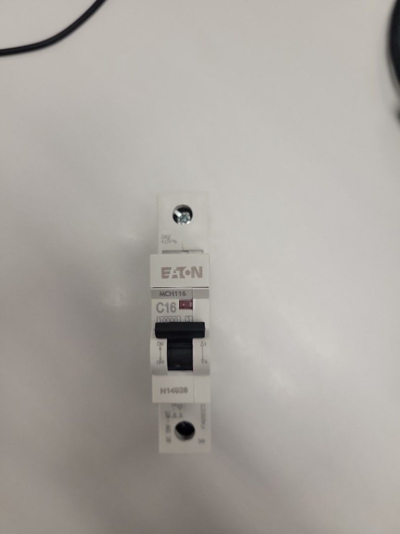 Eaton MCB 16A Type C single pole C16 MCH116, 其他, 其他 - Carousell