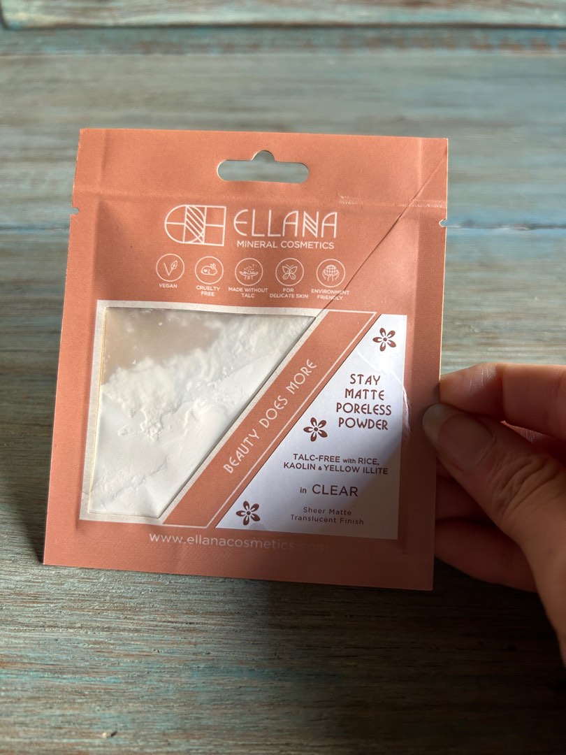 ellana cosmetics stay matte poreless powder in clear, Beauty & Personal ...