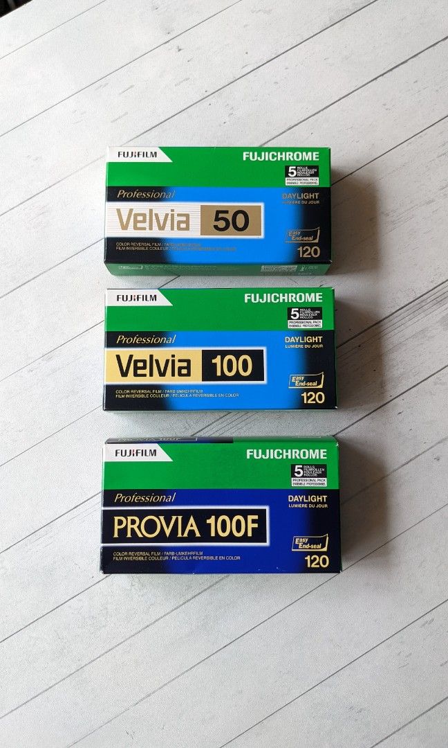 [FRESH] Fujifilm Slide film, provia 100f, velvia 50, velvia 100 ...