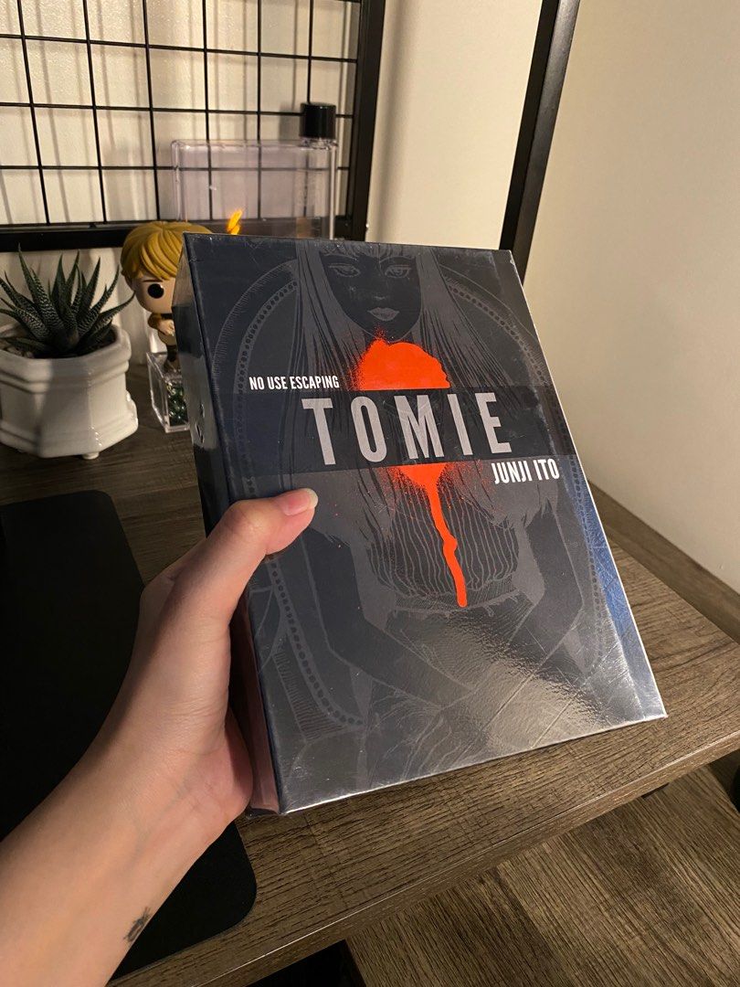 [FULLYBOOKED] SET: Uzumaki and Tomie (Junji Ito) Hardbound, Hobbies ...