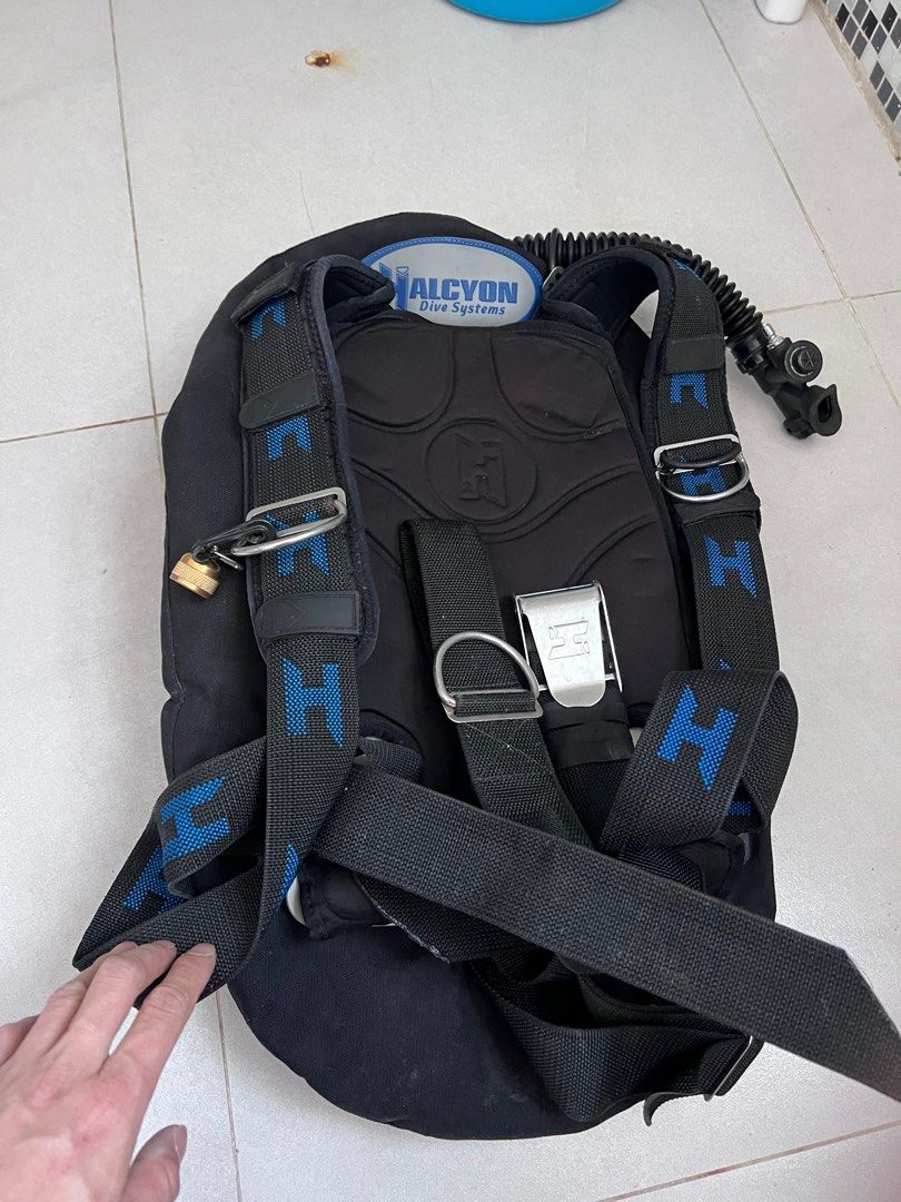 Halcyon Infinity 30磅背飛BCD, 運動產品, 運動與體育, 運動與體育 - 水上活動 - Carousell