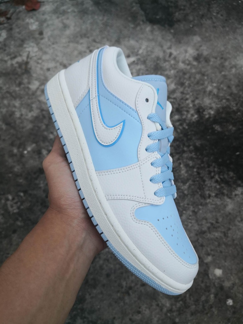 Jordan 1 Low SE Reverse Ice Blue (W), Women's Fashion, Footwear ...