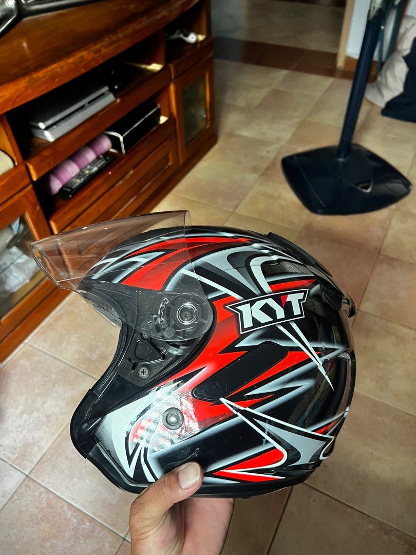 KYT HELLCAT GALAXY RED BLACK, Motorcycles, Motorcycle Apparel on Carousell