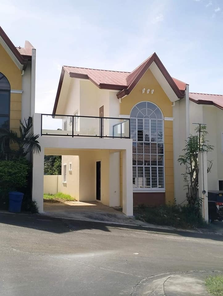 La Grandeza Pagrai Antipolo House and Lot 4 bedrooms single attached ...