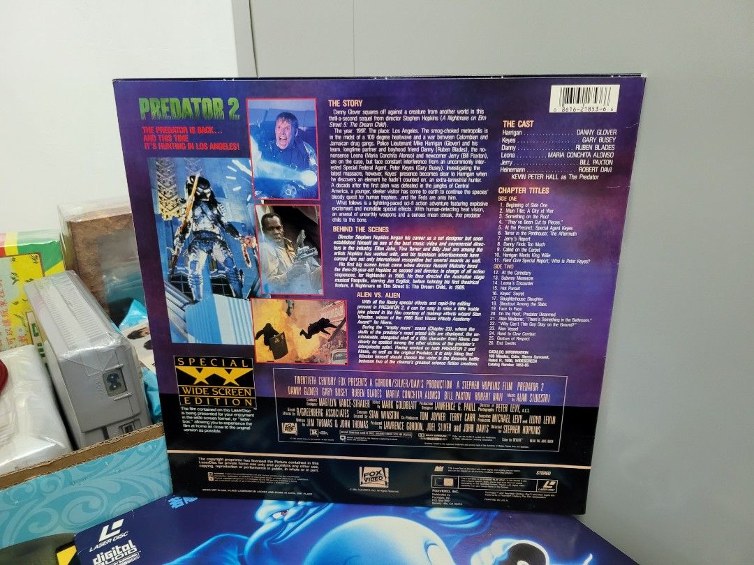 早期外語片西片LD (LaserDisc) 鐵血戰士續集 PREDATOR 2, 興趣及遊戲, 音樂、樂器 & 配件, 音樂與媒體 - CD ...