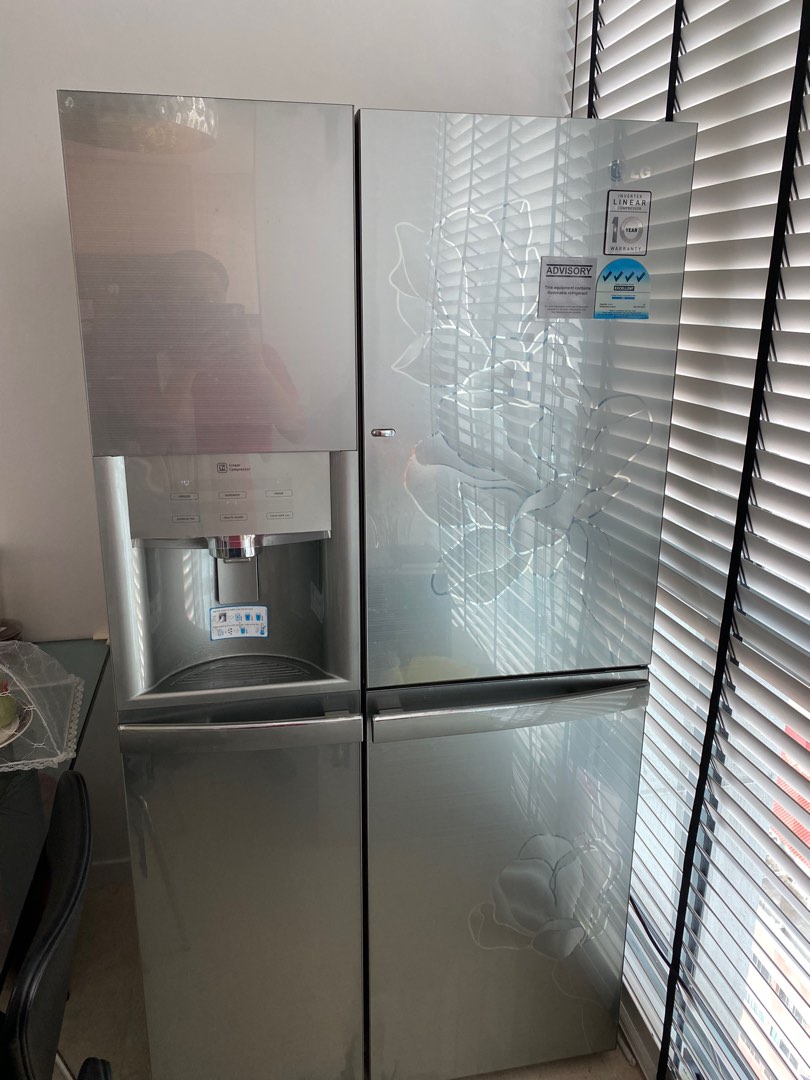 LG 4 ticks 614 litres fridge, TV & Home Appliances, Kitchen Appliances ...