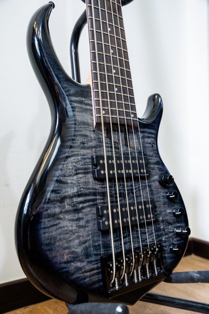 Marcus Miller Sire M7 2nd Generation 6-String Bass Guitar, Hobbies ...
