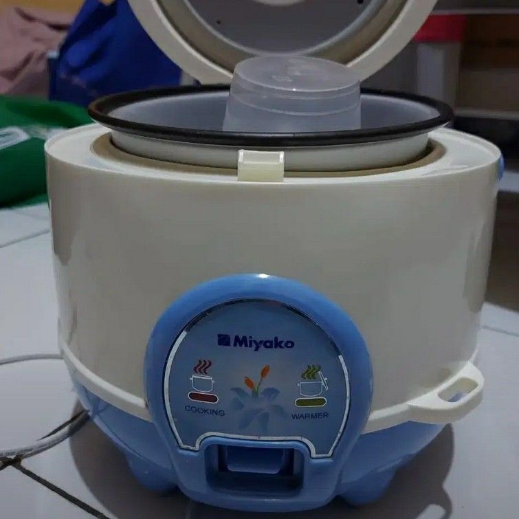 MIYAKO RICE COOKER #HpIdaman, Elektronik, Lainnya di Carousell