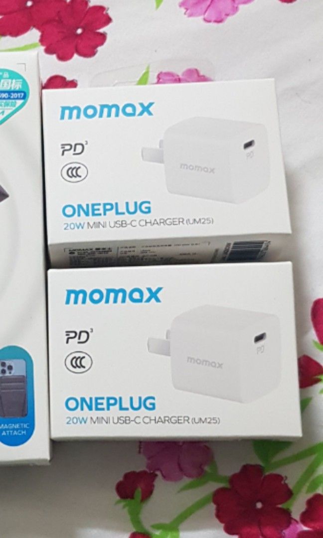 momax oneplug charger us two pin plug, Computers & Tech, Parts ...