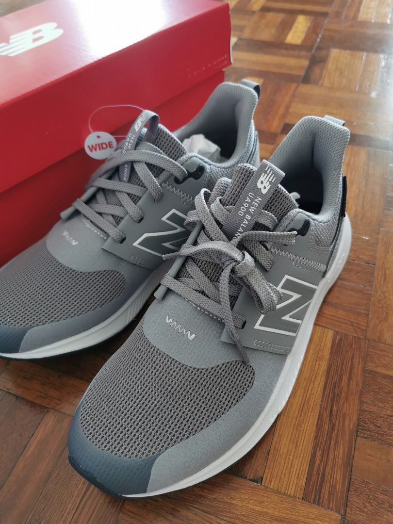 New Balance Sports Shoes, Women's Fashion, Footwear, Sneakers on Carousell