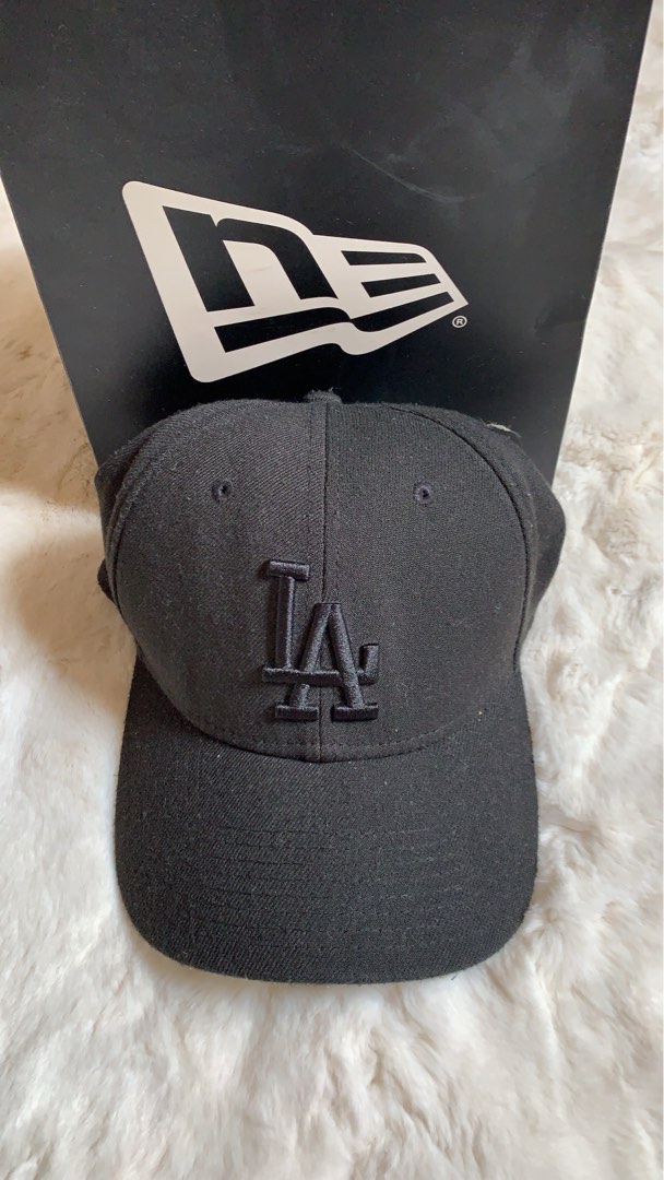 New Era LA Dodgers (close cap), Men's Fashion, Watches & Accessories ...