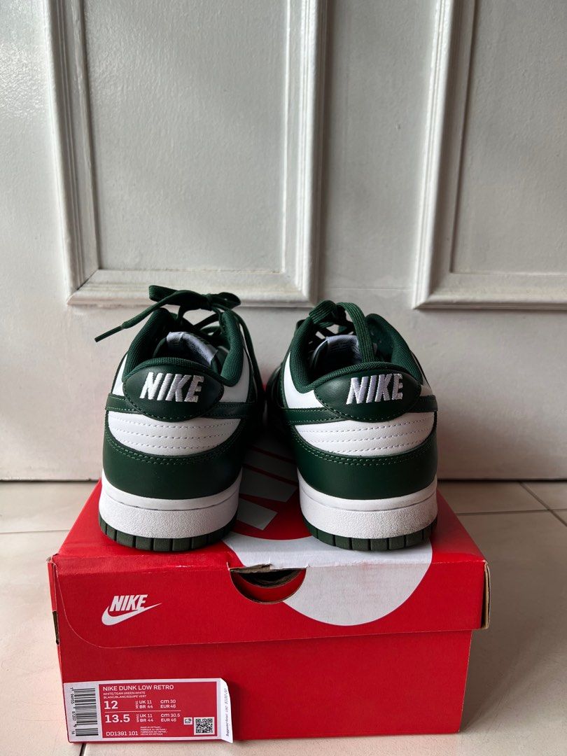 nike dunk low team green, Men's Fashion, Footwear, Sneakers on Carousell