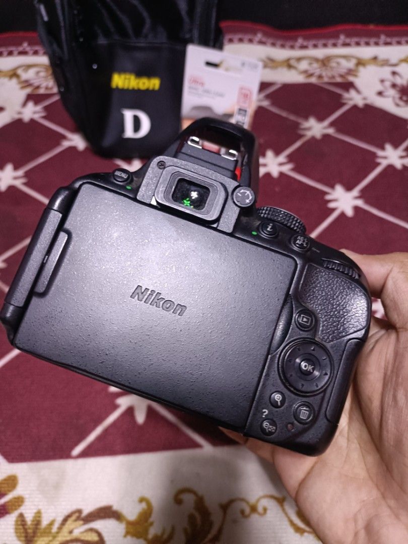Nikon d5300 Wifi Flipscreen Vignette LCd Clear Image output with Lens ...