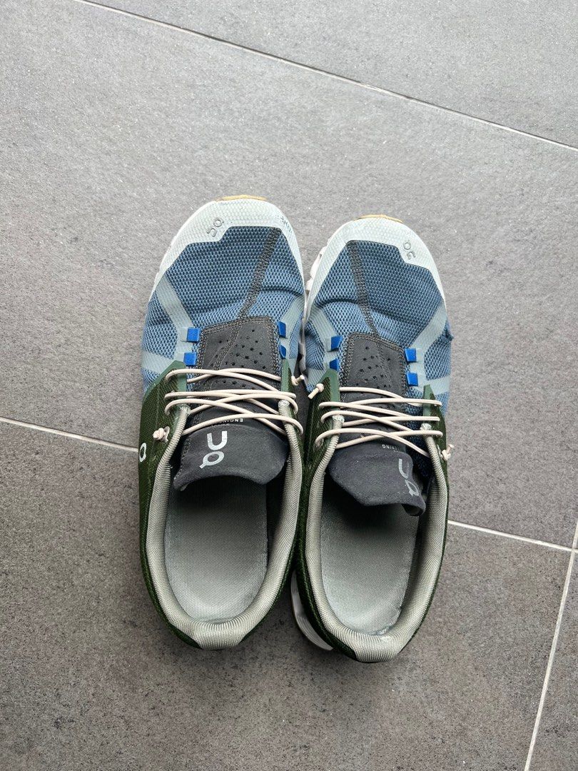 On Clouds Running Limited Edition US 9.5, Men's Fashion, Footwear ...