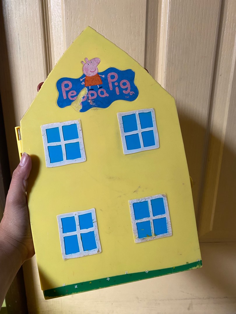 Peppa pig house, Hobbies & Toys, Toys & Games on Carousell
