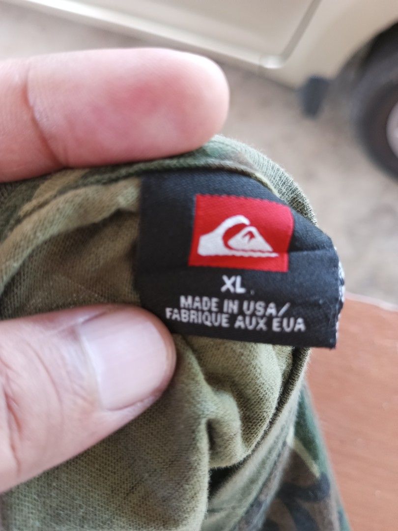 quicksilver kemo, Men's Fashion, Activewear on Carousell