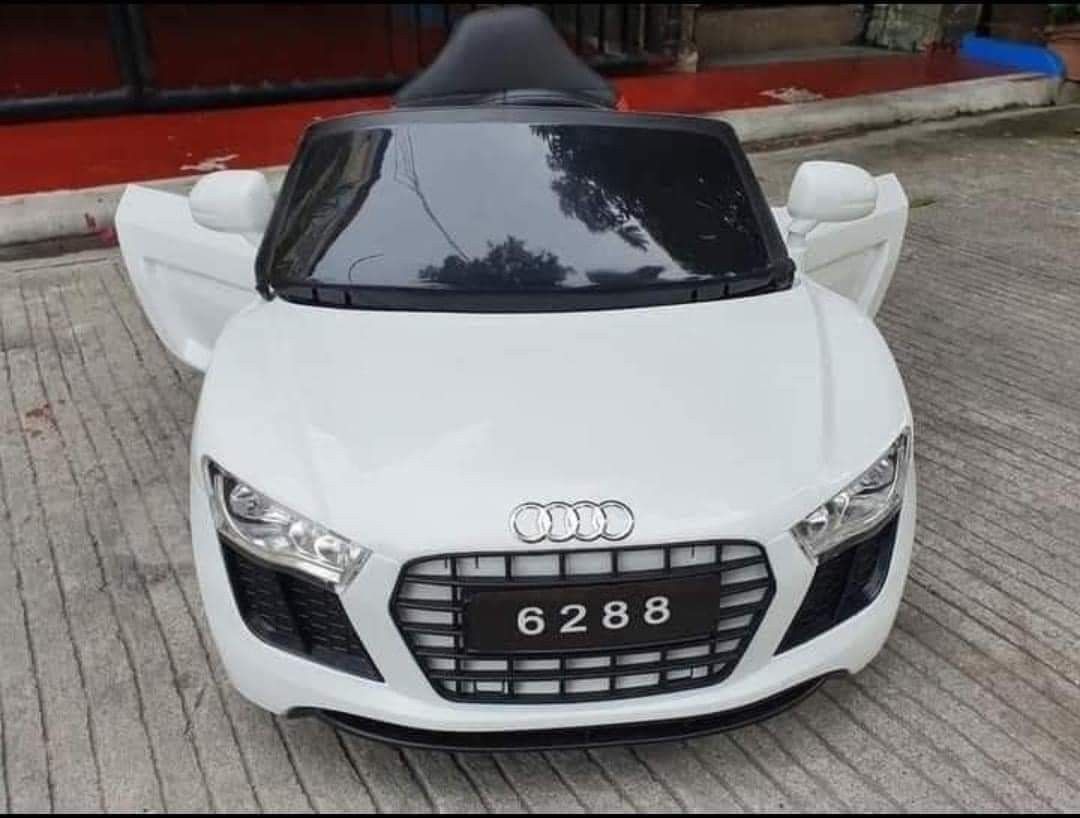 Rechargeable Audi Card for kids and toddlers leather seat, Hobbies ...
