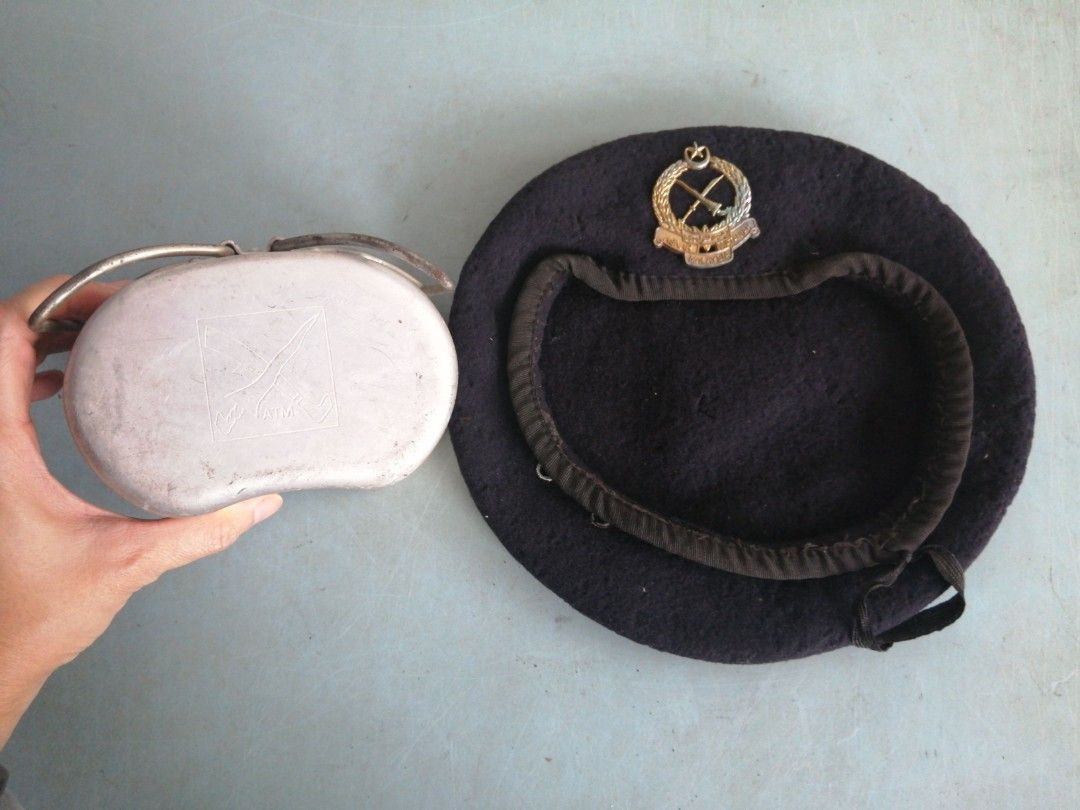 Rejimen Askar Wataniah Malaysia Military Army Beret and Army Mess Mug ...