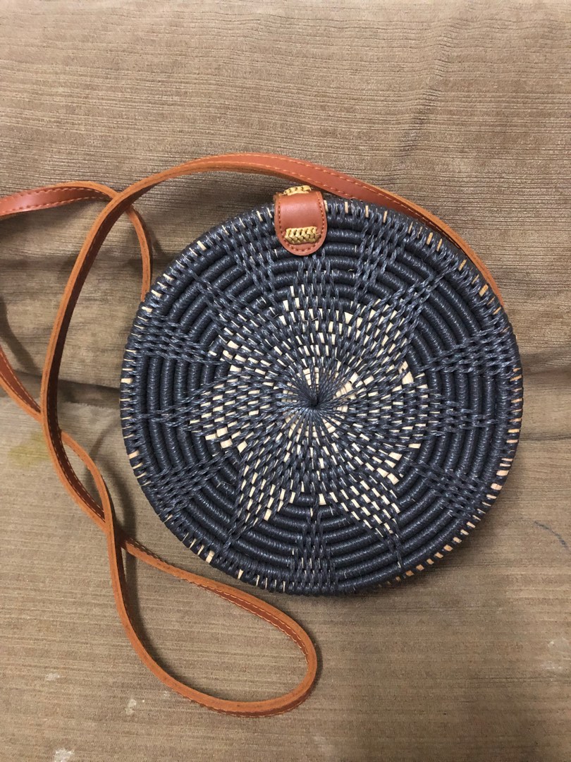rotan beg, Women's Fashion, Bags & Wallets, Beach Bags on Carousell