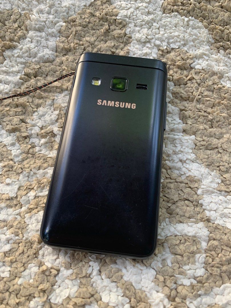 Samsung folder 2 black, Mobile Phones & Gadgets, Mobile Phones, Early ...
