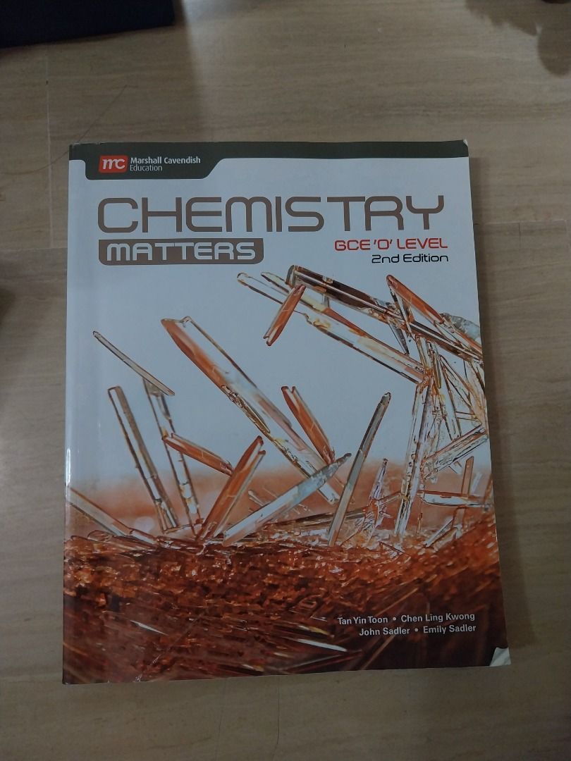 Selling secondary bio and chem textbooks notes tys o level, Hobbies ...