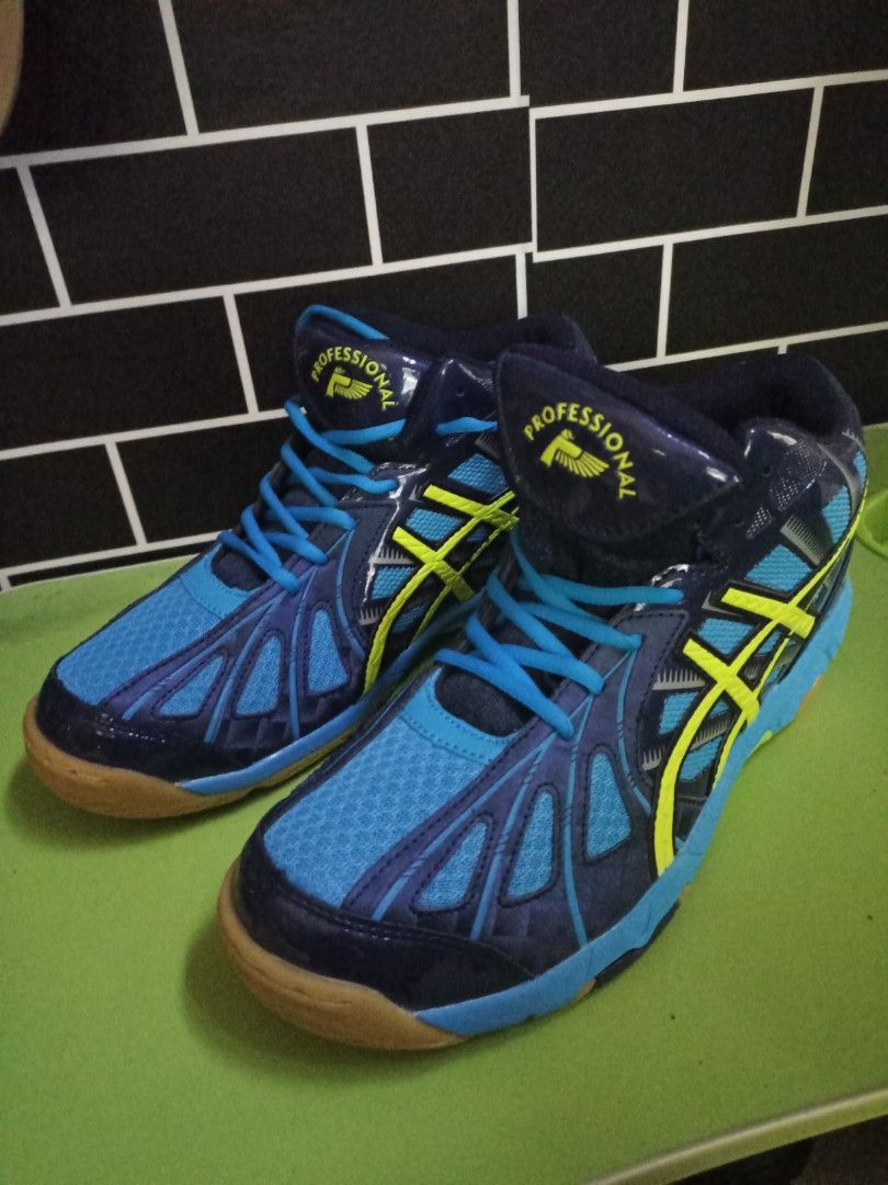 Sepatu Profesional Turbomax MD, Fesyen Pria, Sepatu , Sneakers di Carousell