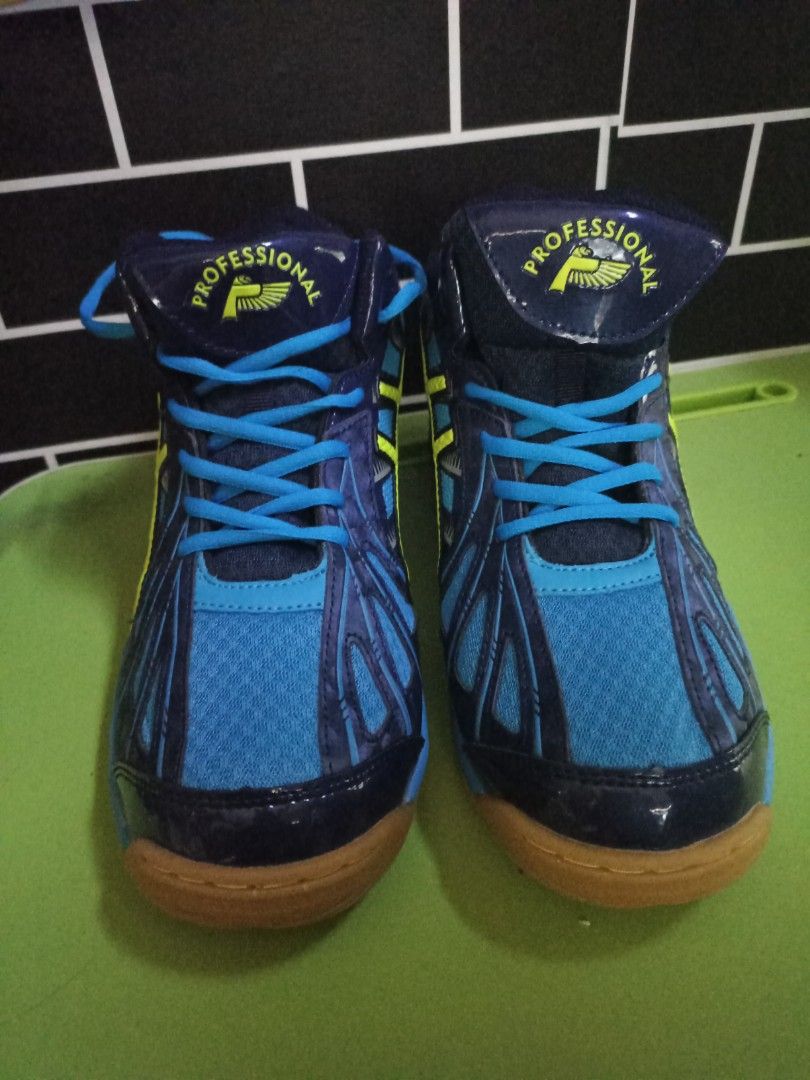 Sepatu Profesional Turbomax MD, Fesyen Pria, Sepatu , Sneakers di Carousell