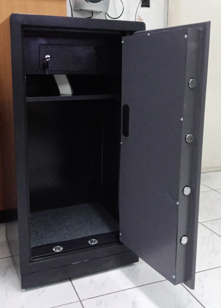 SINGLE DOOR VAULT // WITH 3 LAYER COMPARTMENT ( DIGITAL ), Furniture ...